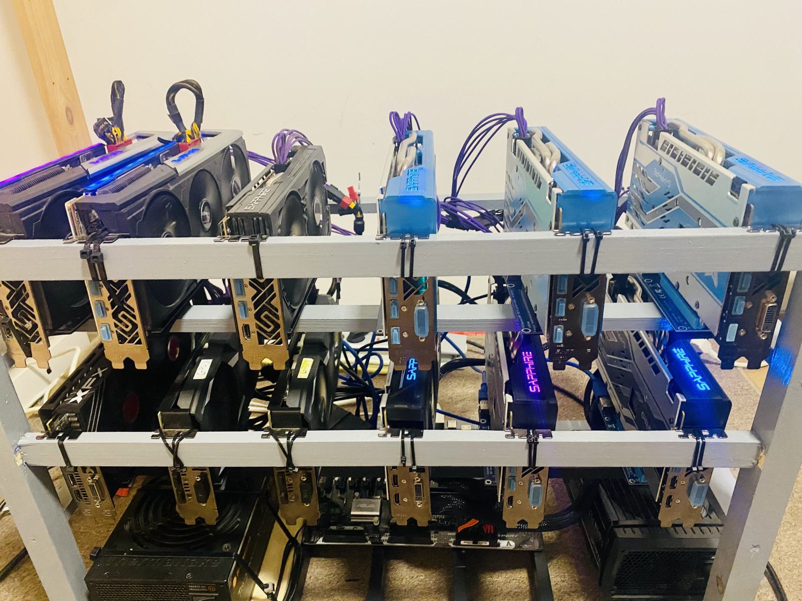Ethereum Mining Rig - 12 x GPU AMD 8 gb - 425 Mhs