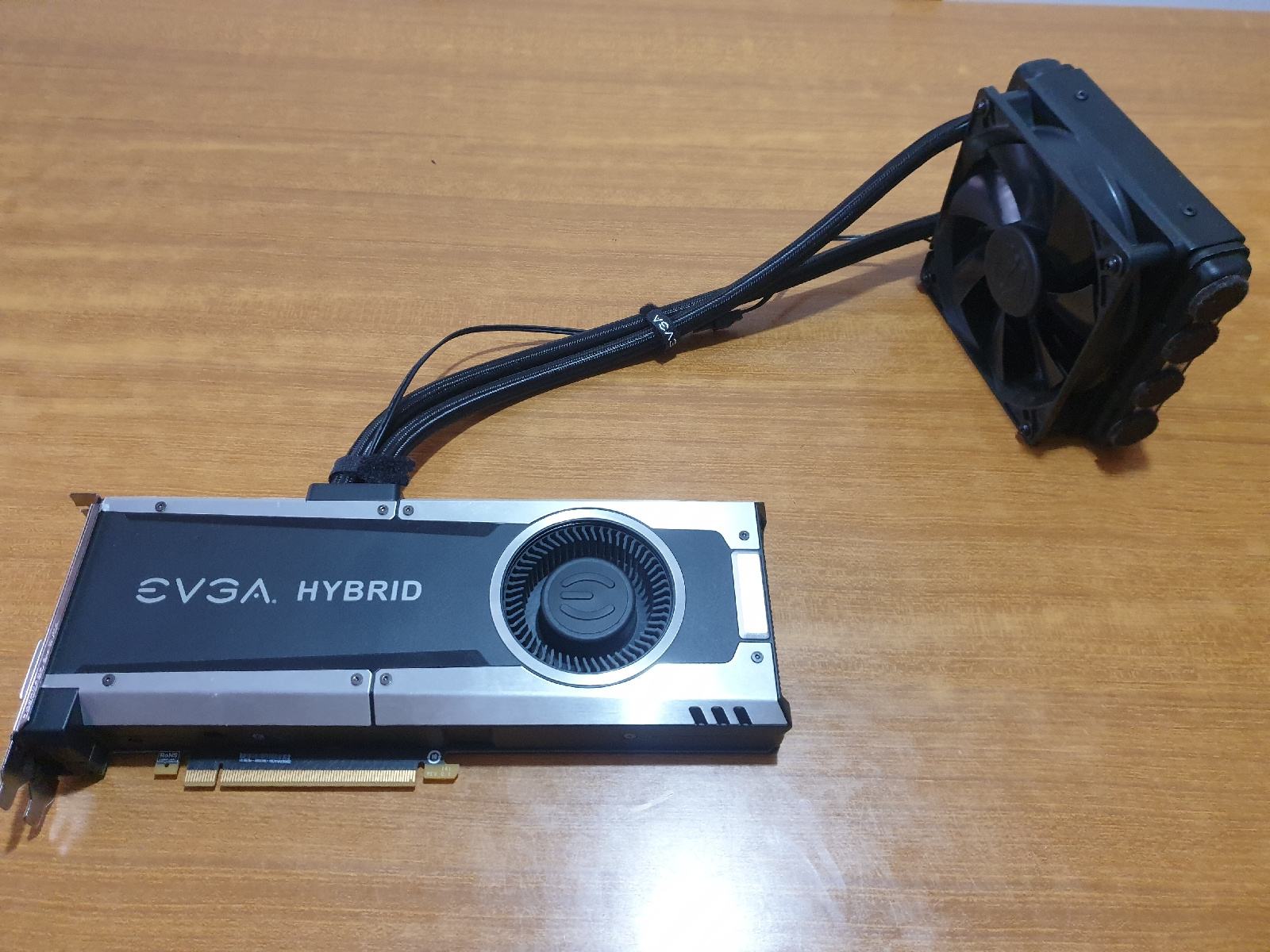 EVGA GTX 1080 Hybrid