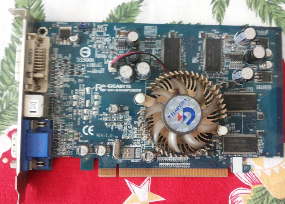 Gigabyte ATI Radeon X600 Pro PCI-E grafička kartica