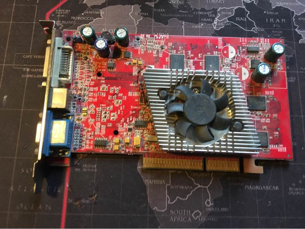 Grafička ATI Sapphire Radeon 9600XT 256Mb