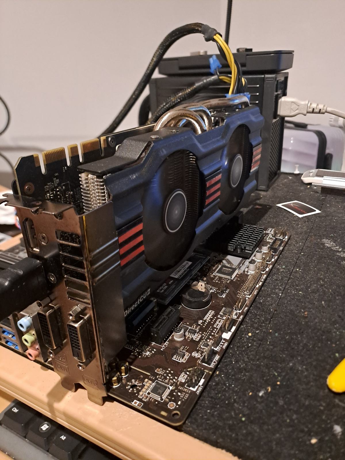 Grafička kartica Asus GTX770 Direct II OC, 2GB DDR5