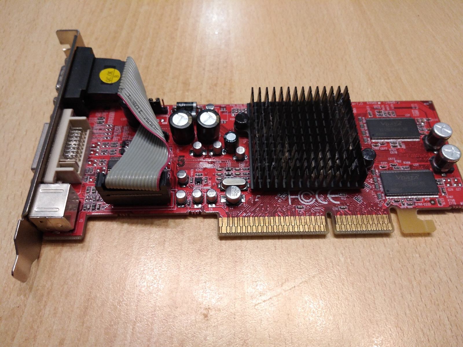 Grafička kartica Club 3d ATI Radeon 9550 128mb, agp