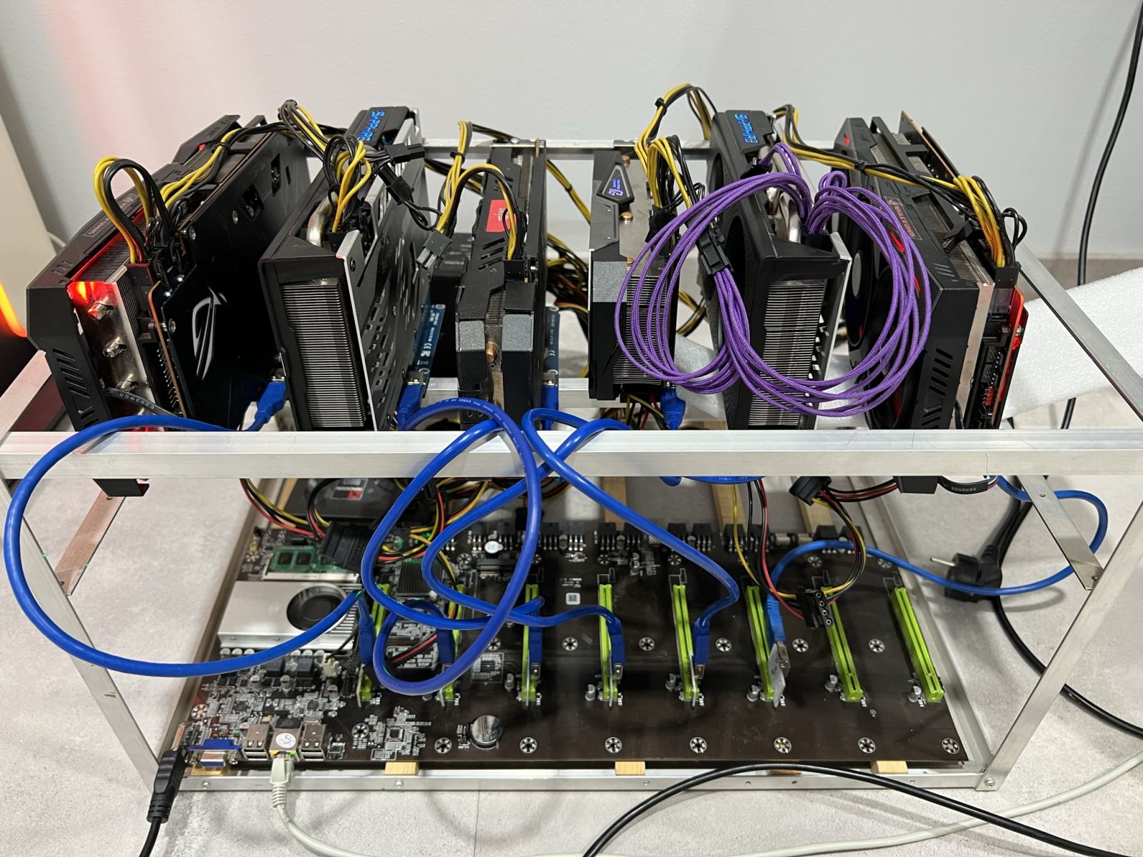 MINING RIG AMD 6 x GPU 245 Mhs eth