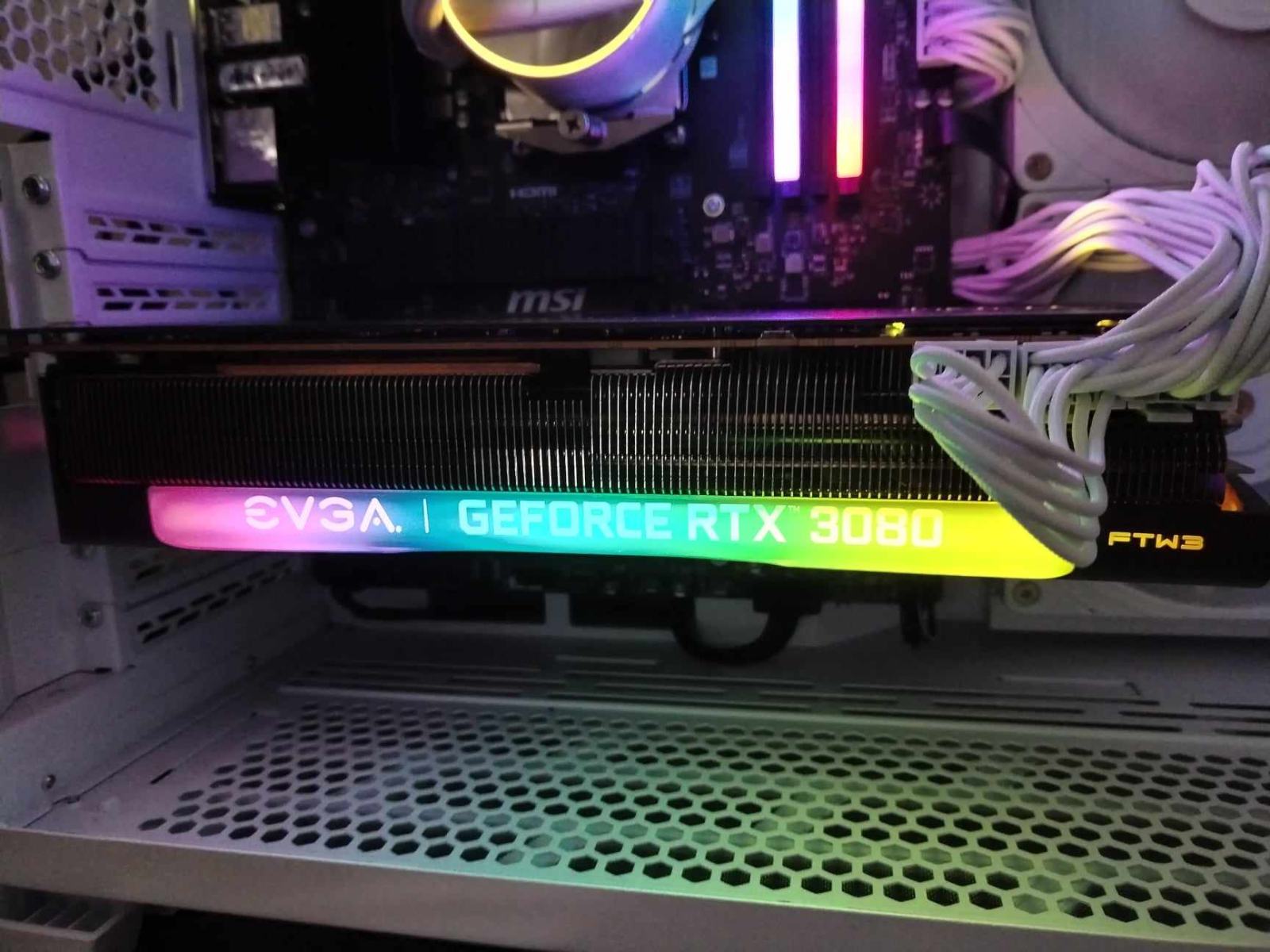 Nvidia RTX 3080 EVGA FTW3 ULTRA