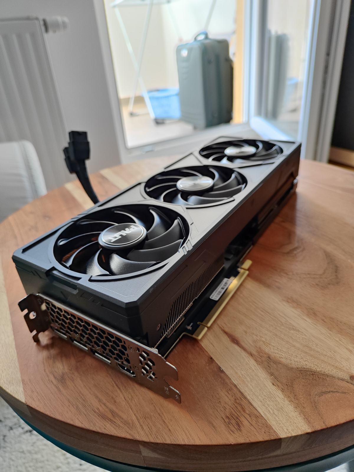 Palit GeForce RTX 4070Ti - 12GB GDDR6X
