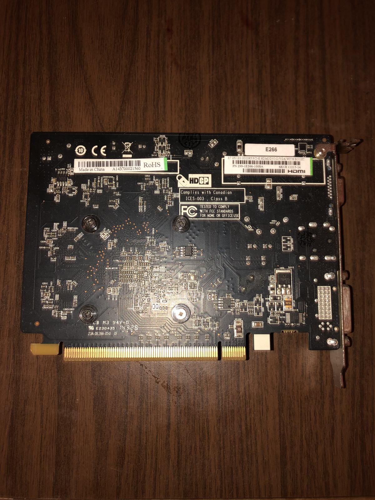 Prodajem graficku karticu AMD RADEON R7 250 2GB