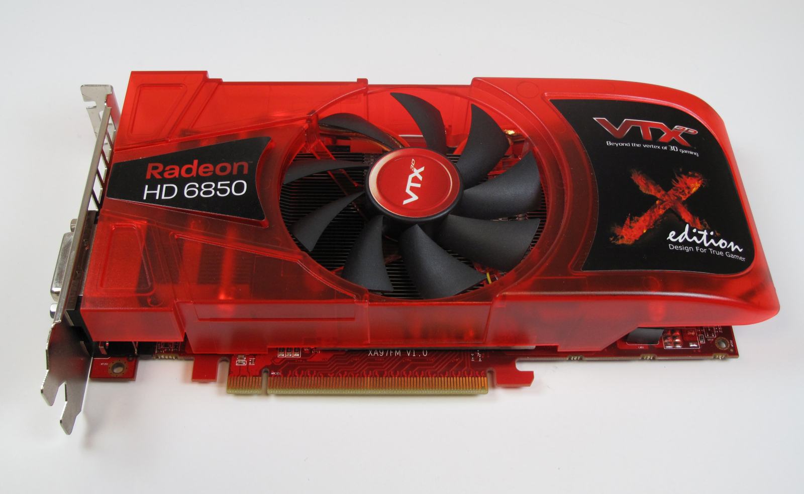 Radeon HD 6850: VTX3D HD 6850 X-Edition 1GB GDDR5