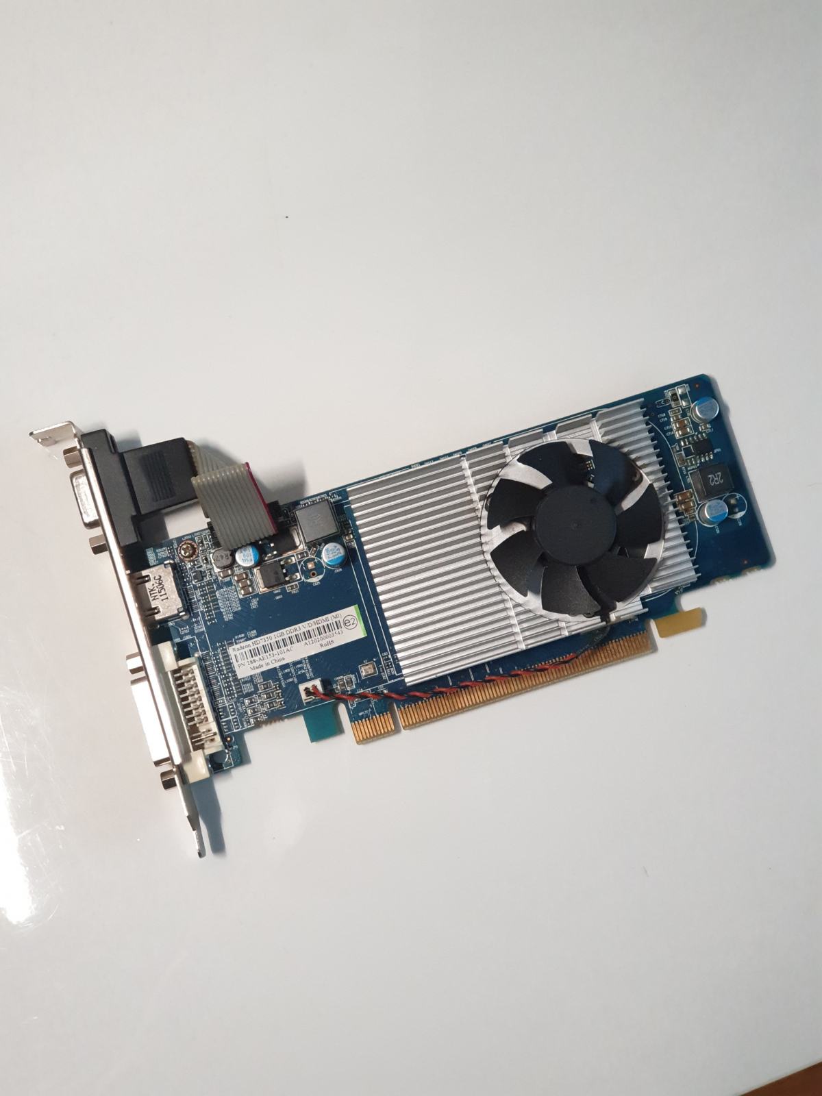 Radeon HD 7350 1GB DDR3