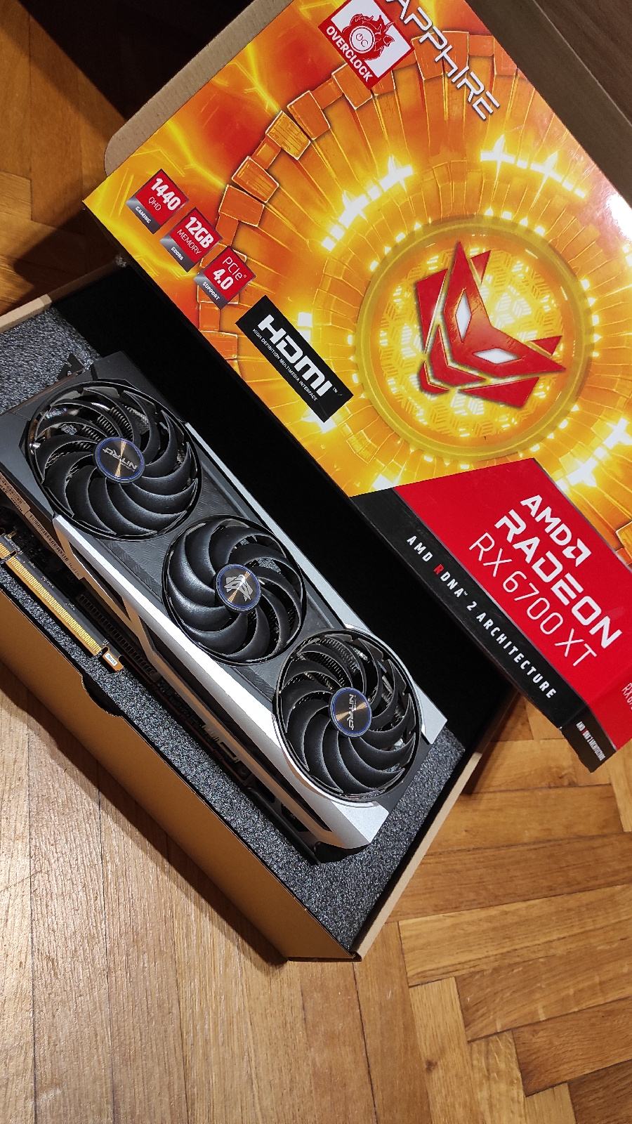 RX 6700 XT SAPPHIRE NITRO+