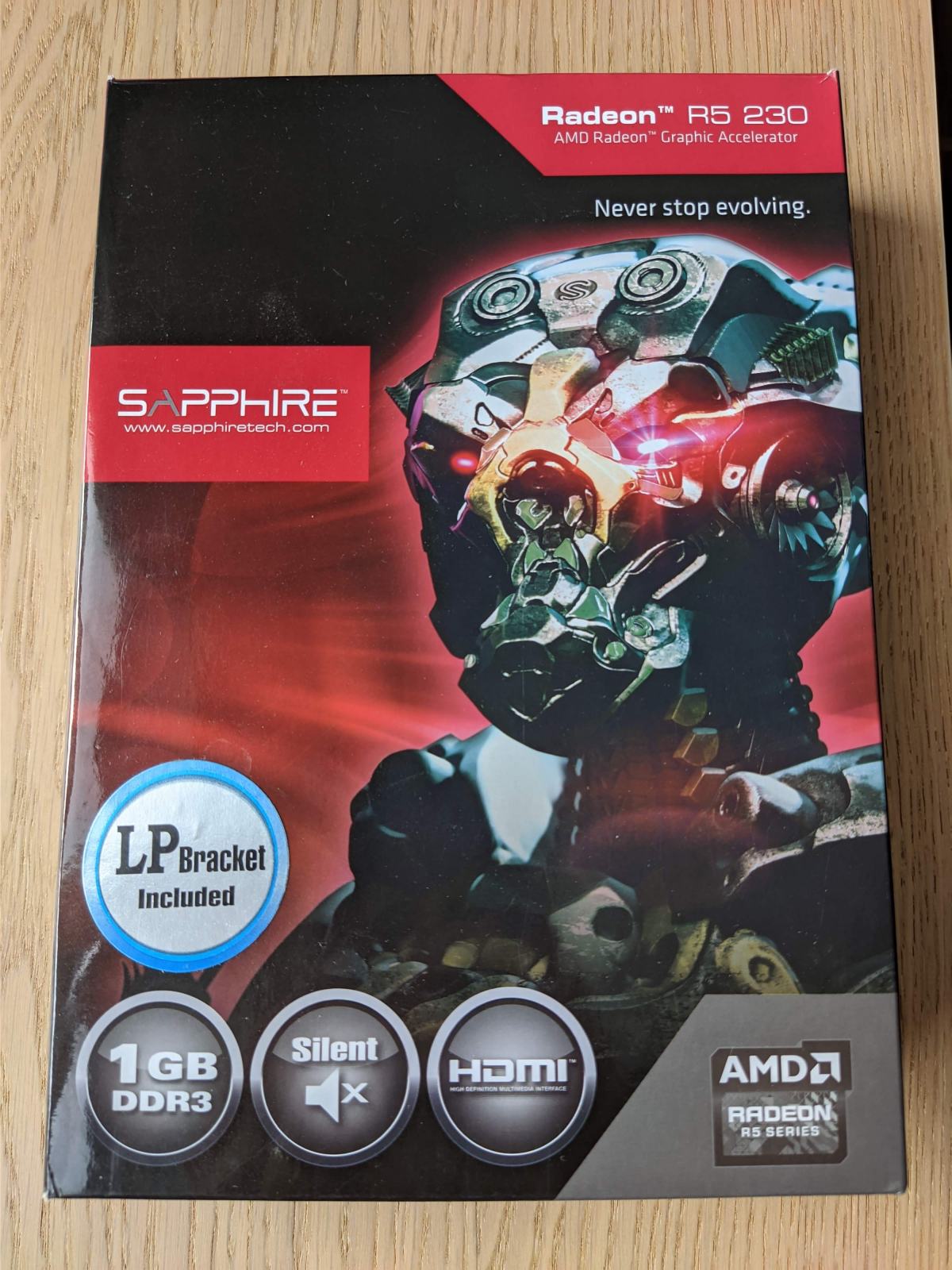 Saphire AMD Radeon R5 230, 1GB DDR3, LP