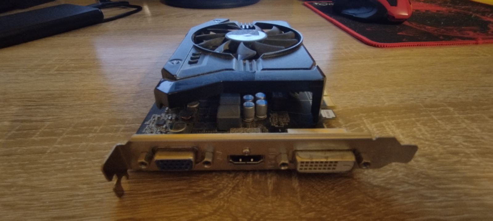 Sapphire AMD-R7-250-2gb-DDR5-128-bit