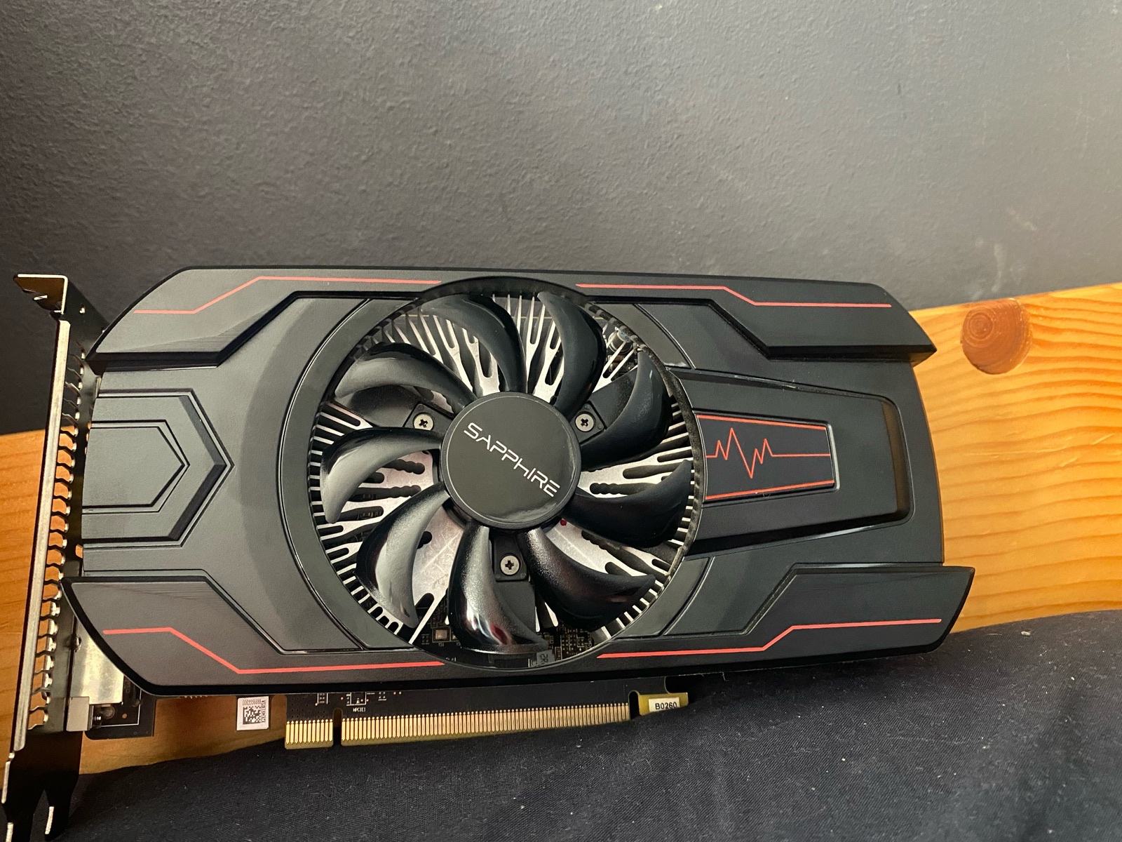Sapphire AMD Radeon RX 560 Graphic Card
