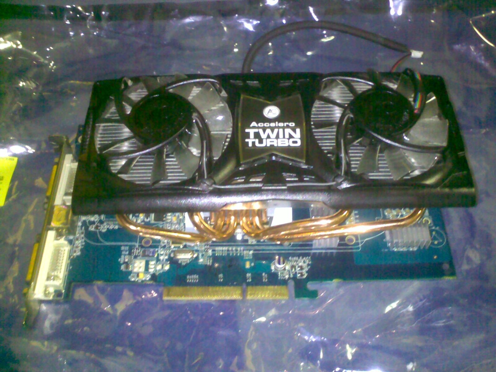 Sapphire ATI Radeon x1950 PRO 512M GDDR3 AGP sa A. T. Turbo