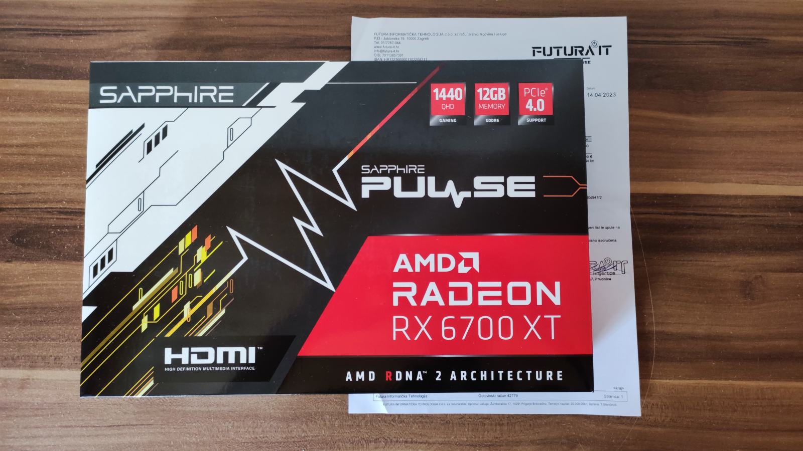 SAPPHIRE PULSE AMD Radeon RX 6700 XT 12GB