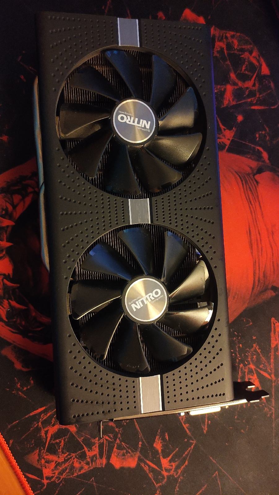 Sapphire Radeon NITRO+ RX 570 4GB SNIŽENO!