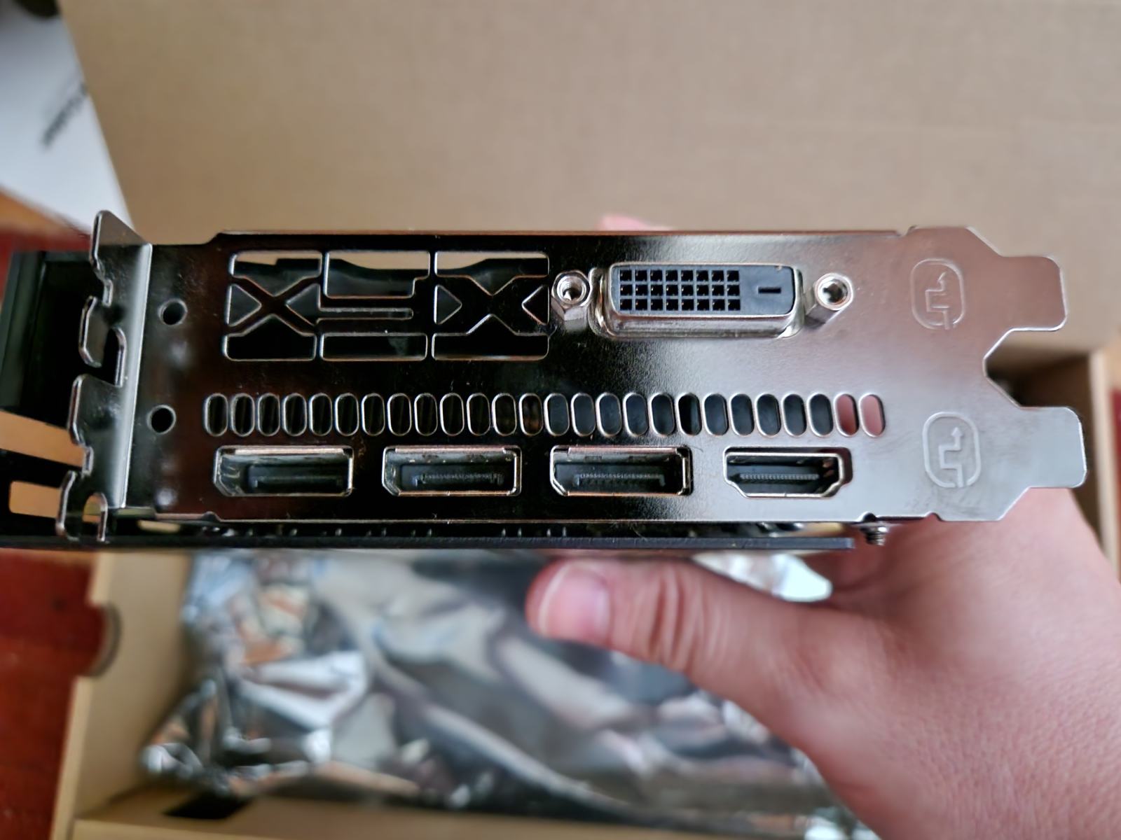 XFX AMD Radeon RX 580 8GB