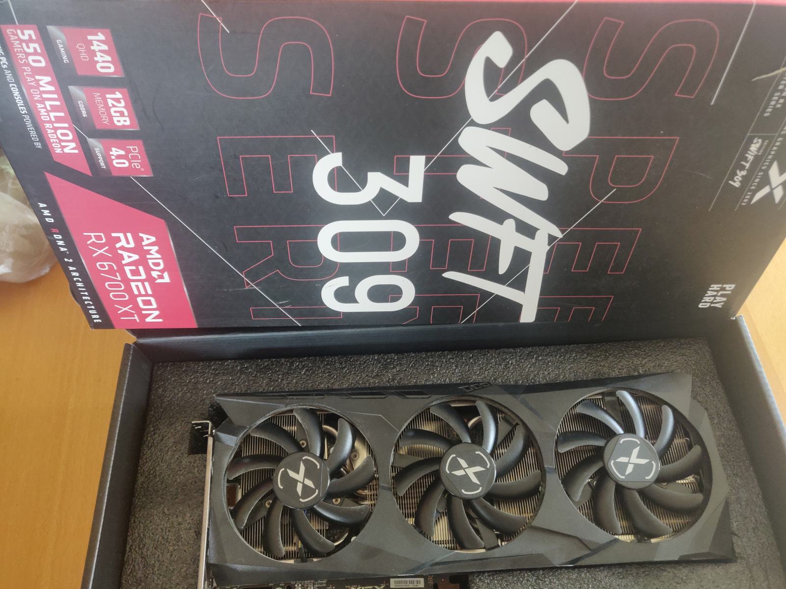 XFX AMD Radeon RX 6700 XT 12GB SPEEDSTER SWFT309