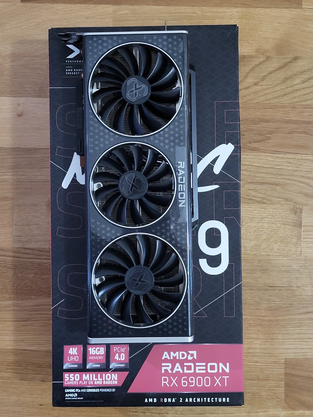XFX AMD Radeon RX 6900 XT Speedster MERC 319 Ultra