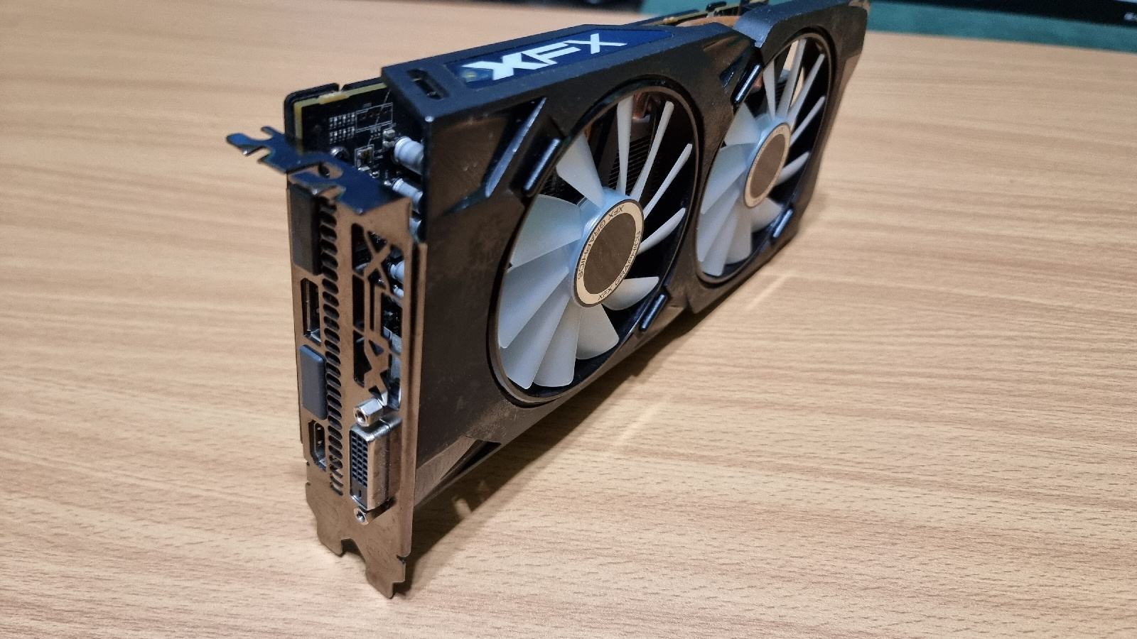 Xfx Rx 470 4Gb neispravna