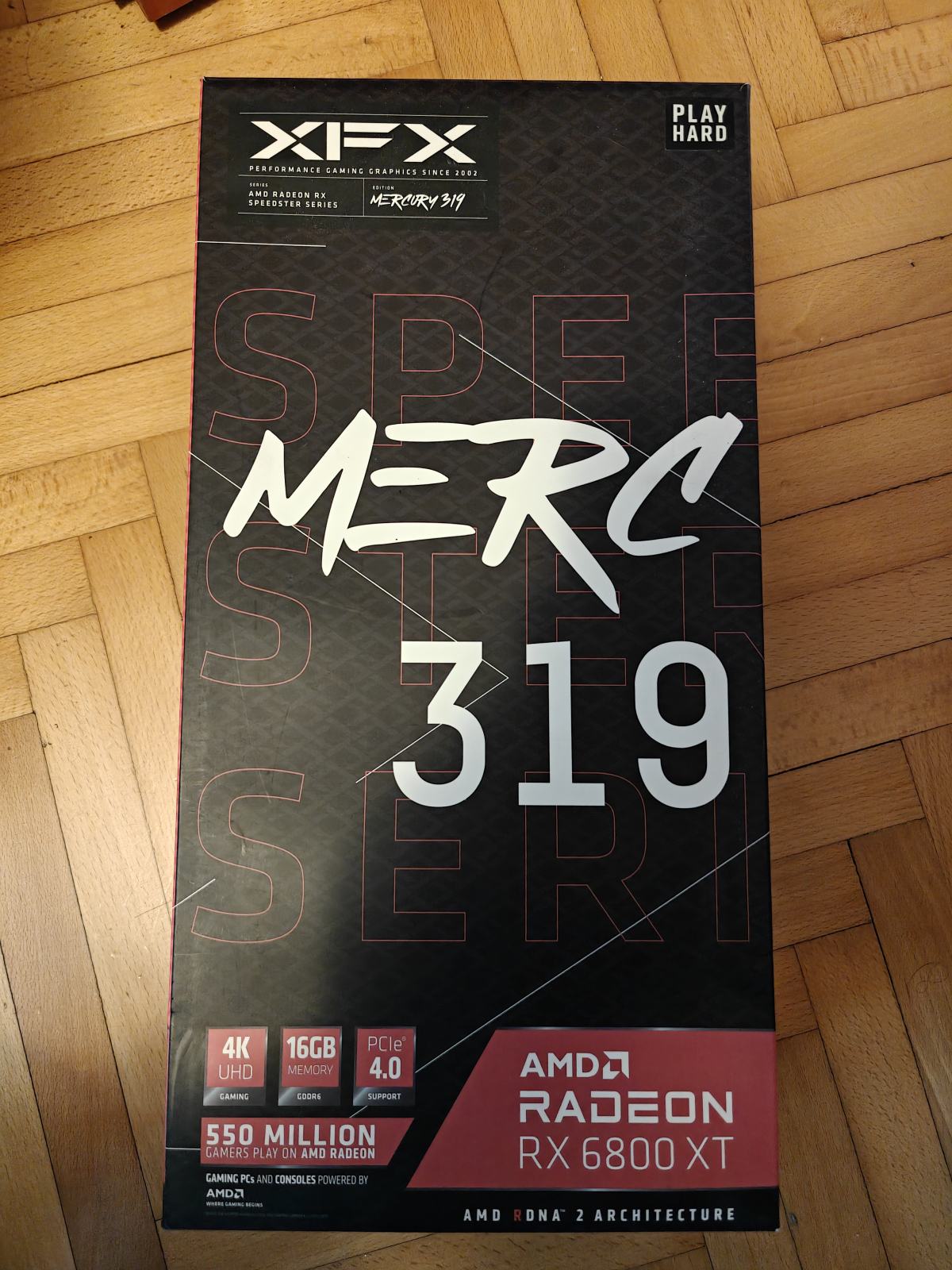 XFX Speedster MERC319 RX 6800XT