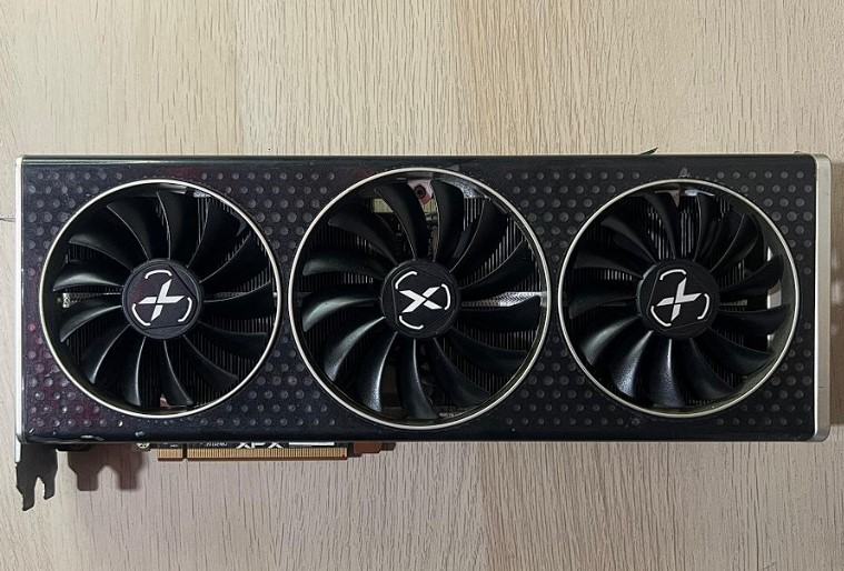 XFX SPEEDSTER QICK 319 AMD Radeon™ RX 6700 XT BLACK