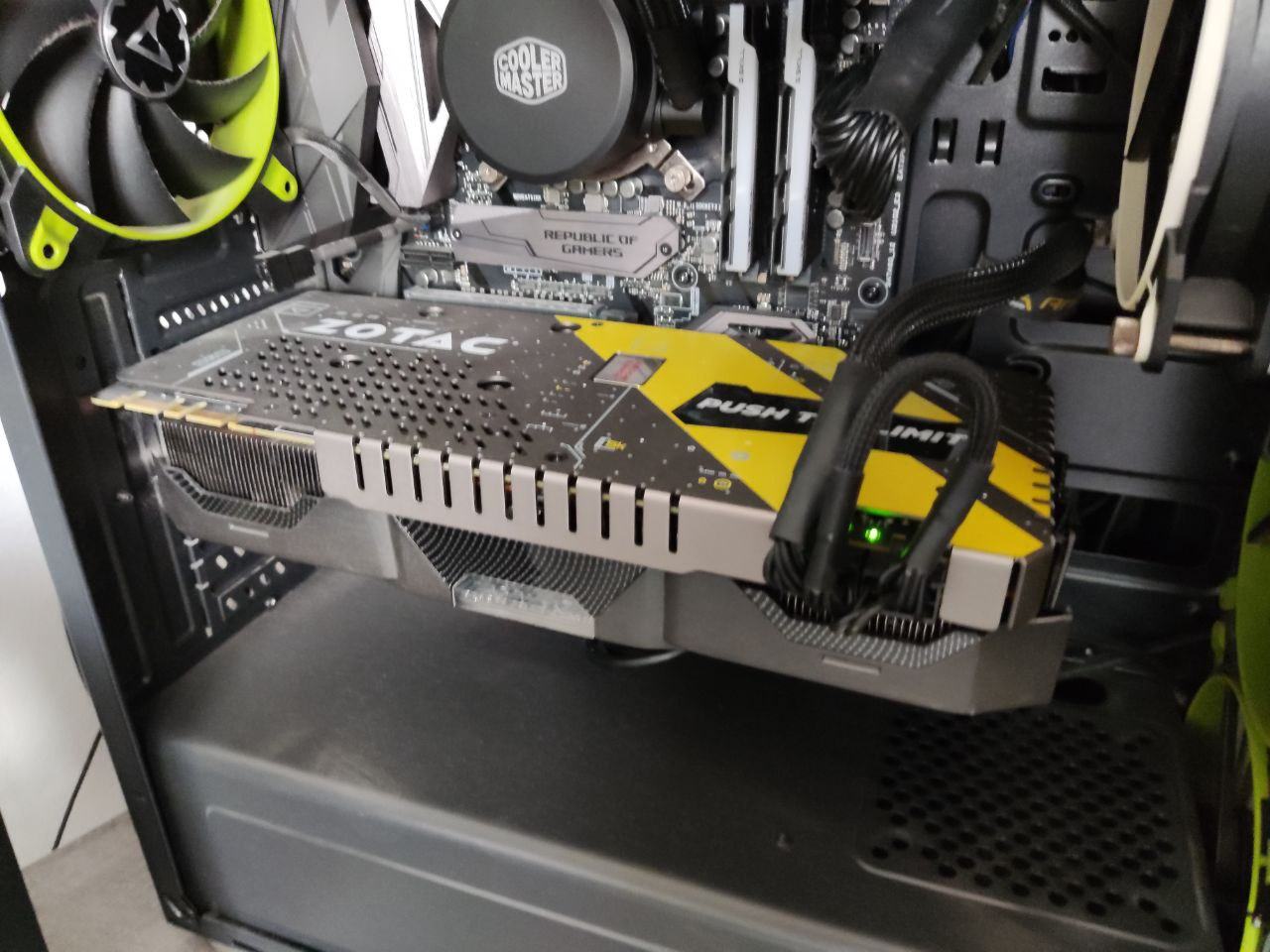 ZOTAC GeForce GTX 1080 AMP Extreme