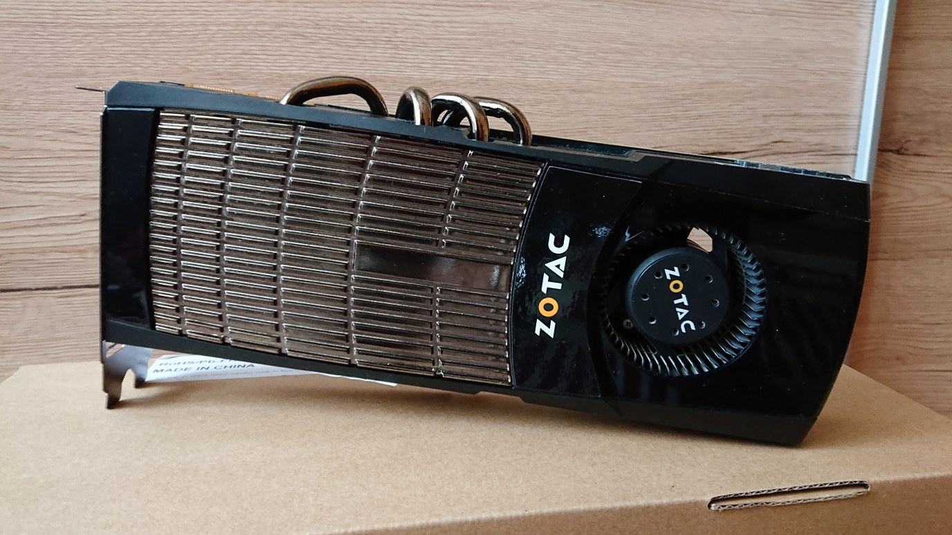 ZOTAC GTX 570 Synergy Edition 1280MB DDR5