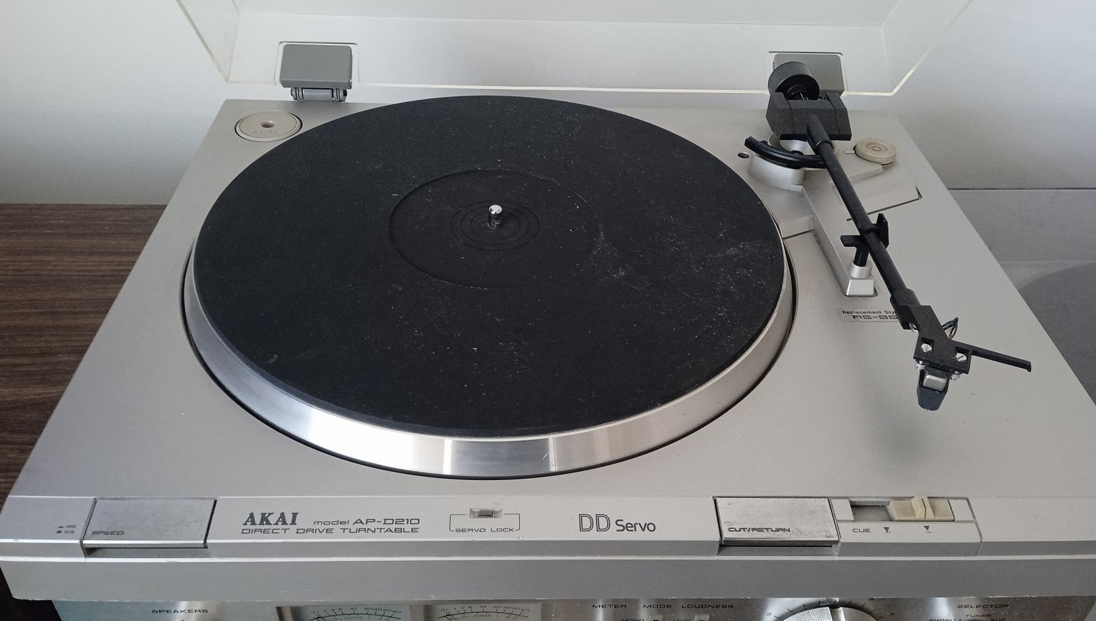 AKAI AP-D210 gramofon