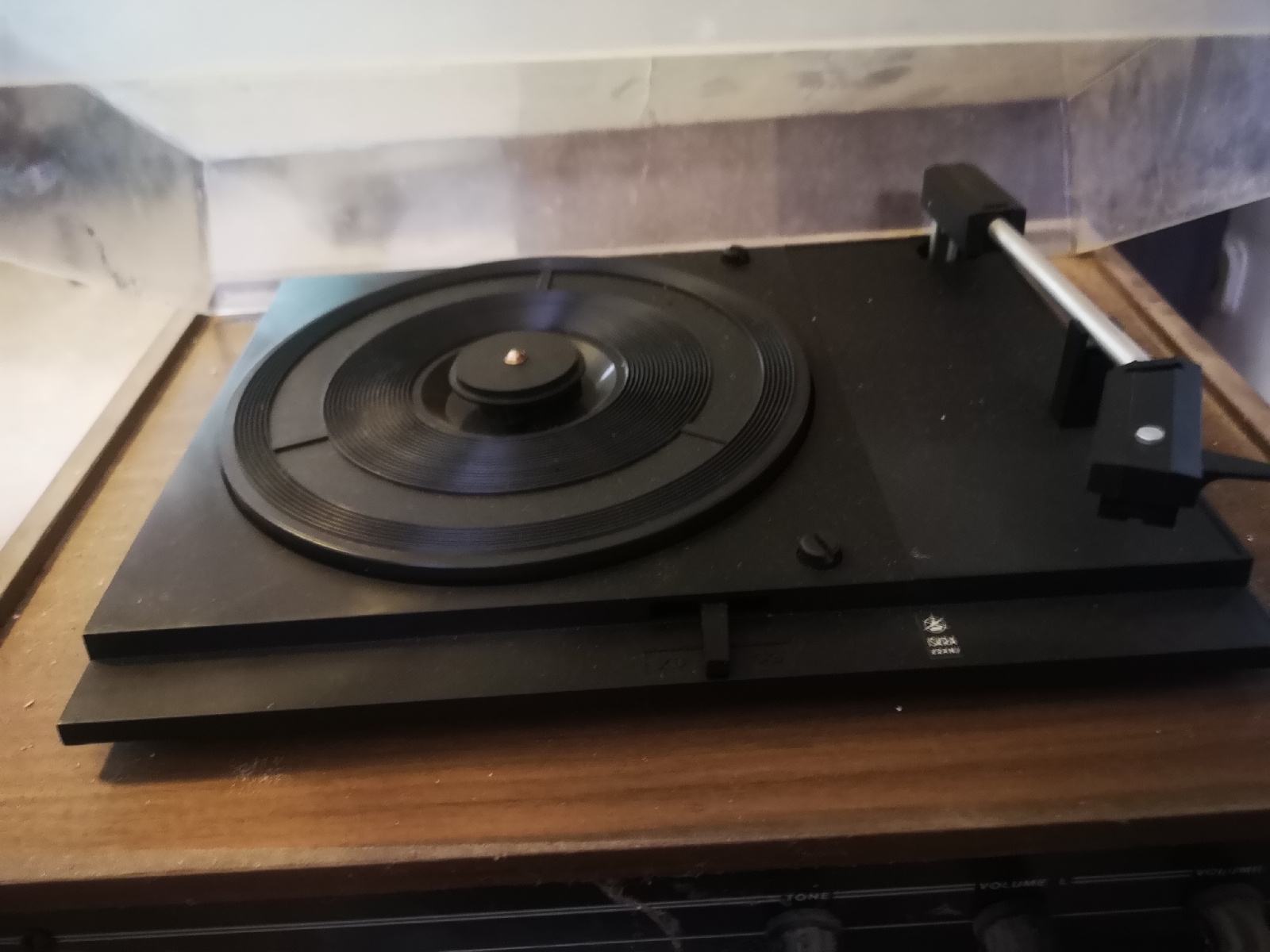 Gramofon Iskra sng 1040