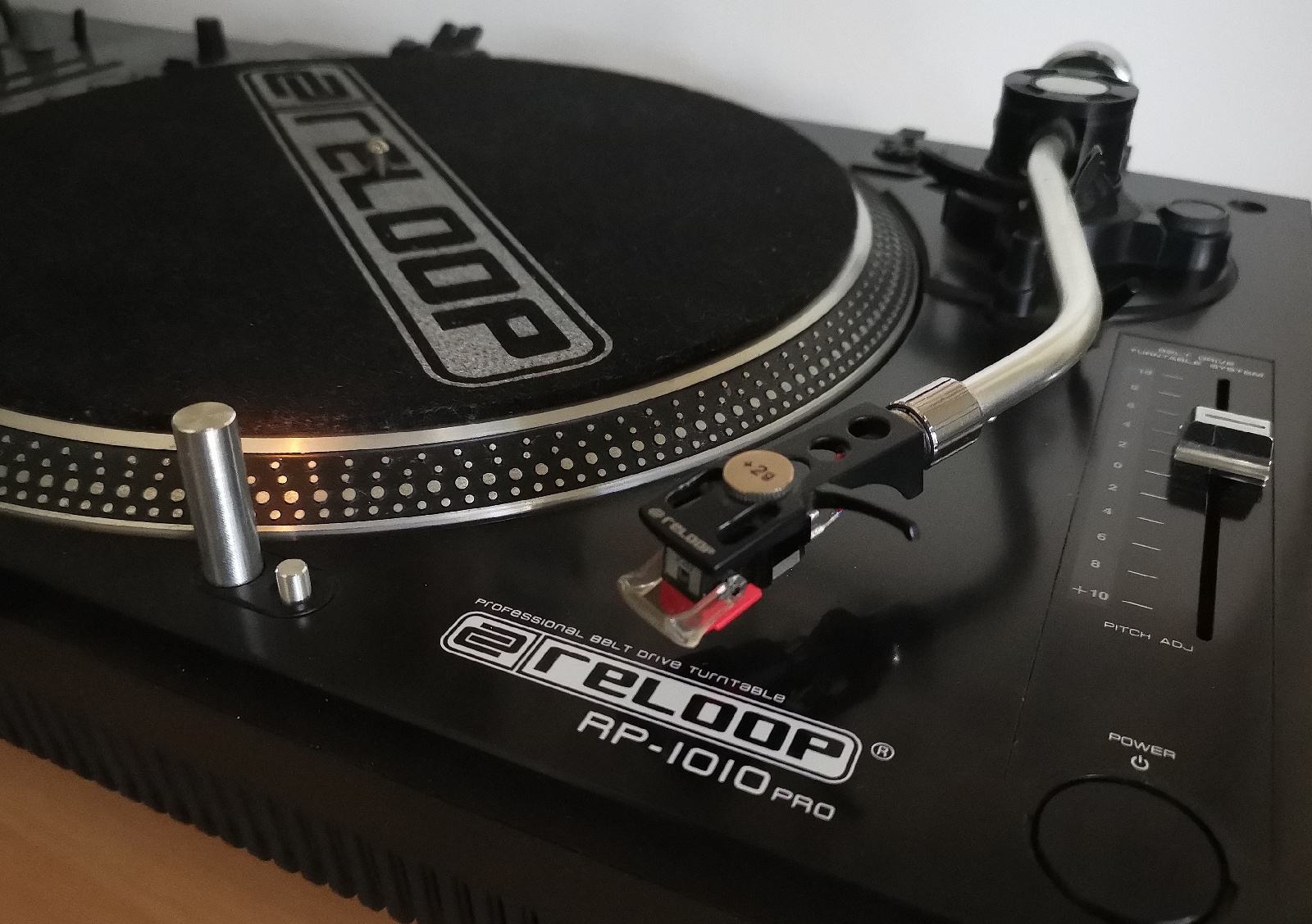 Gramofon Reloop RP1010 Pro