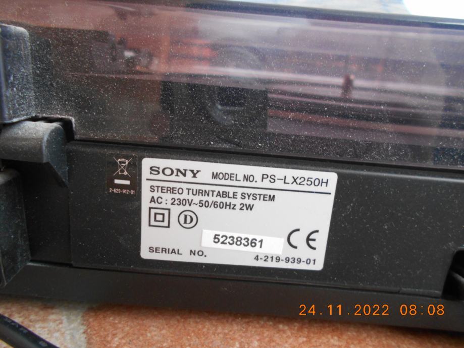 Gramofon Sony