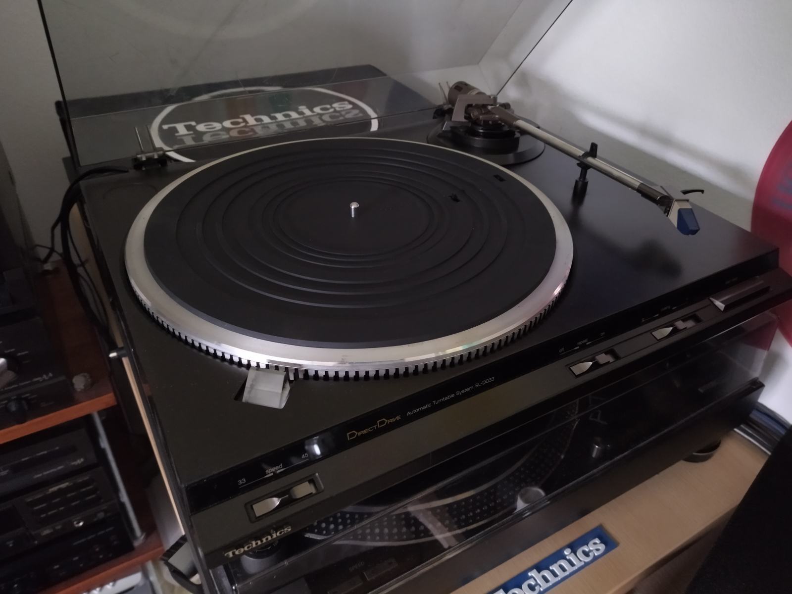 Gramofon Technics SL-DD33