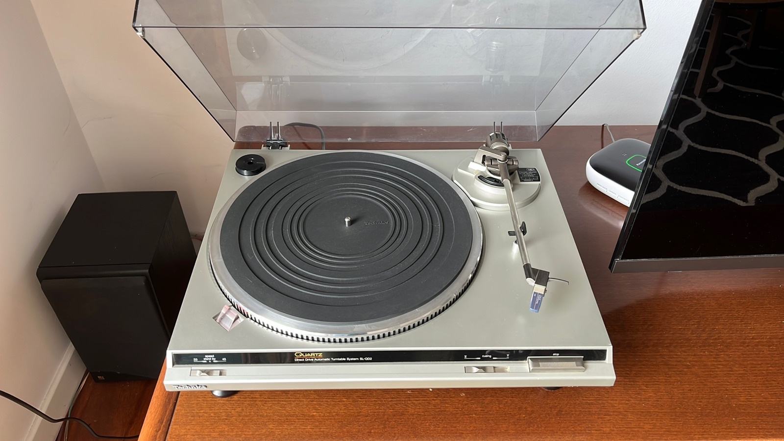 Technics SL-QD2 Direct Drive gramofon REZERVIRANO