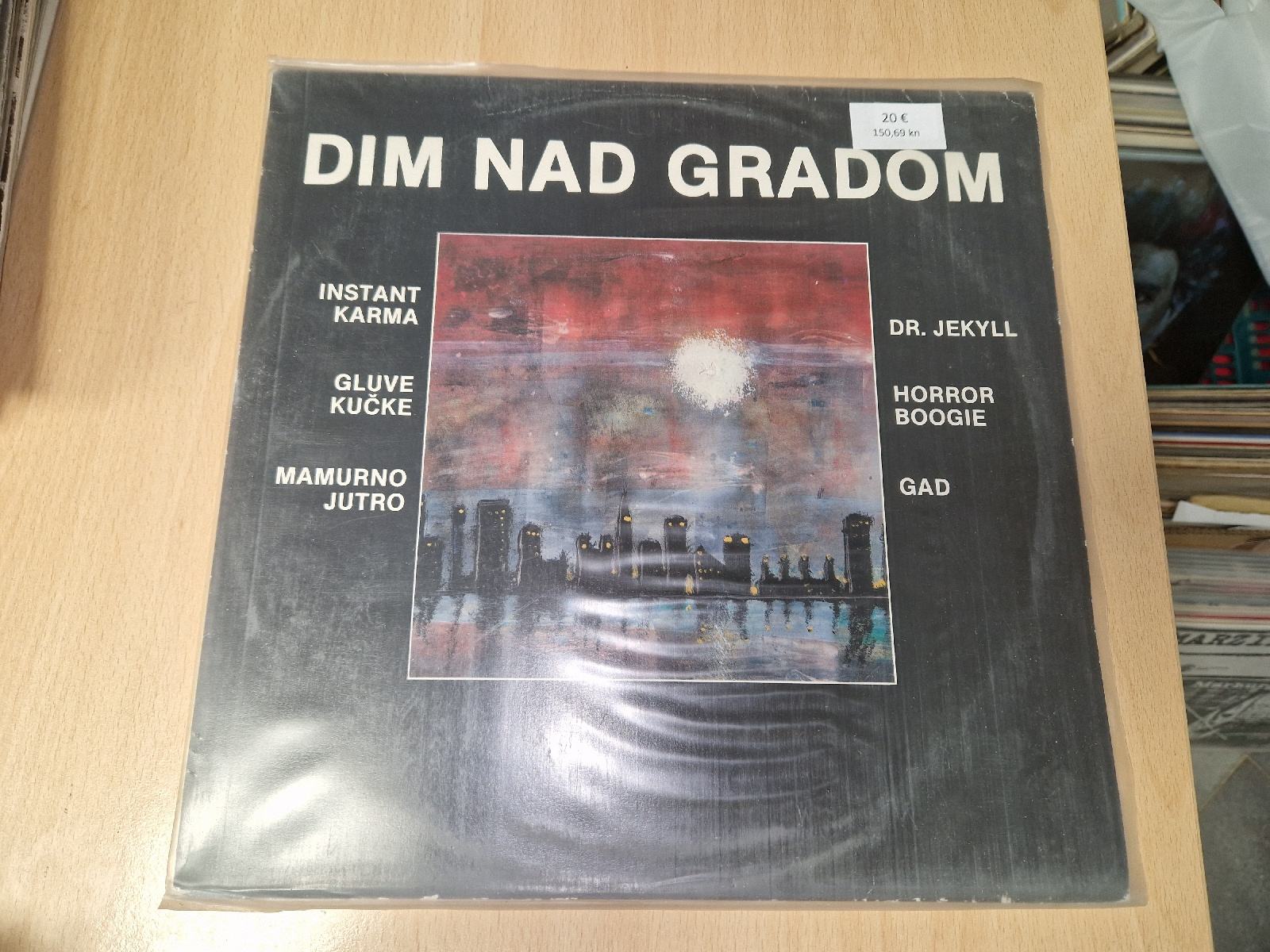 DIM NAD GRADOM