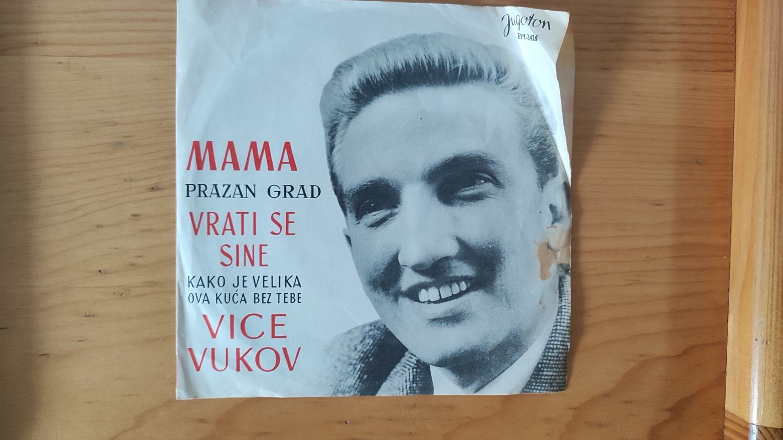 EP Vice Vukov: Mama, Prazan grad