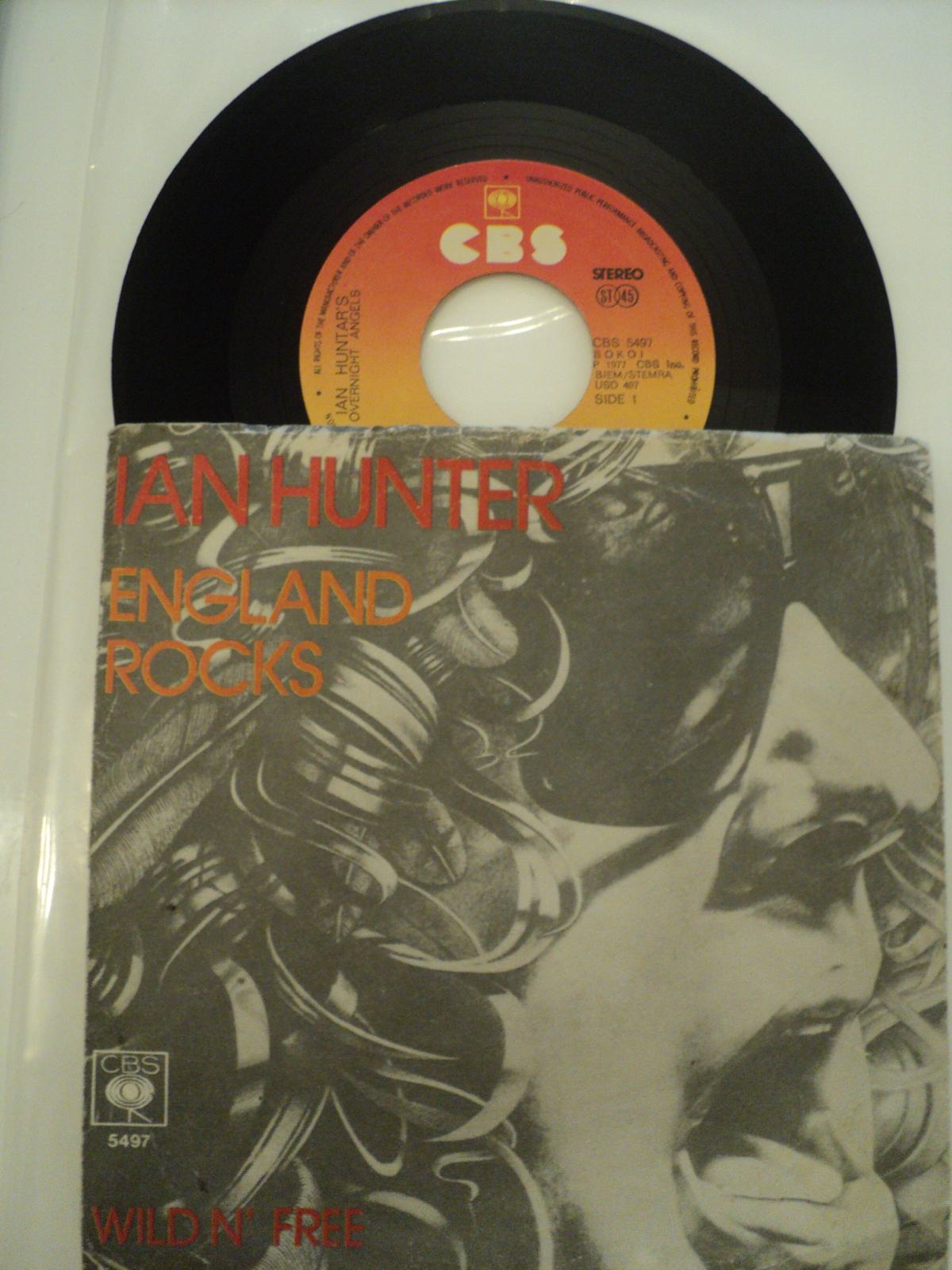 IAN HUNTER - ENGLAND ROCKS/WILD NFREE