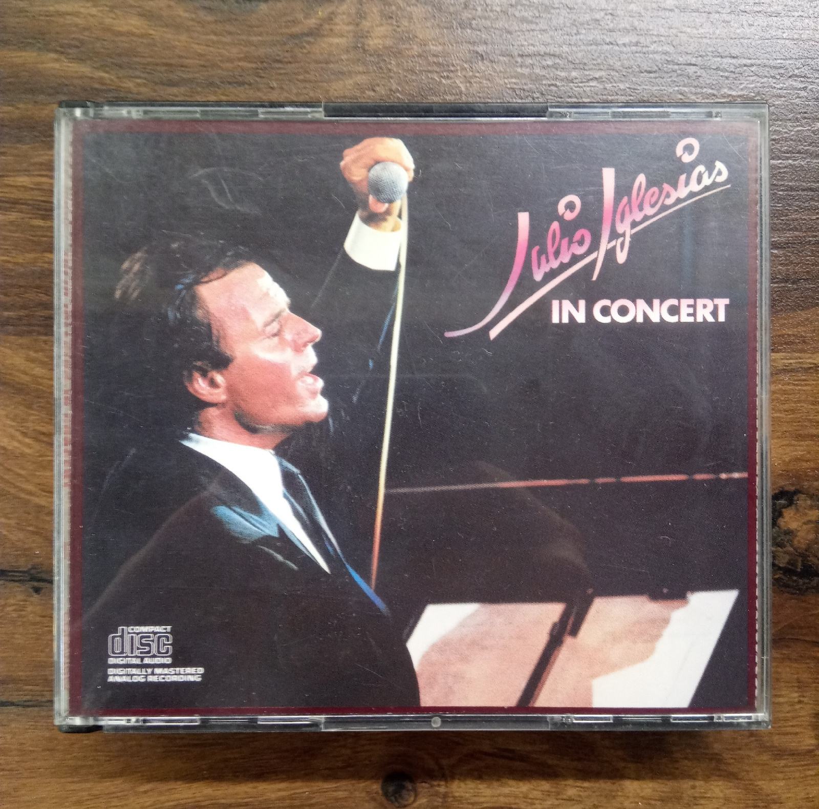 Julio Iglesias - In concert - dvostruki