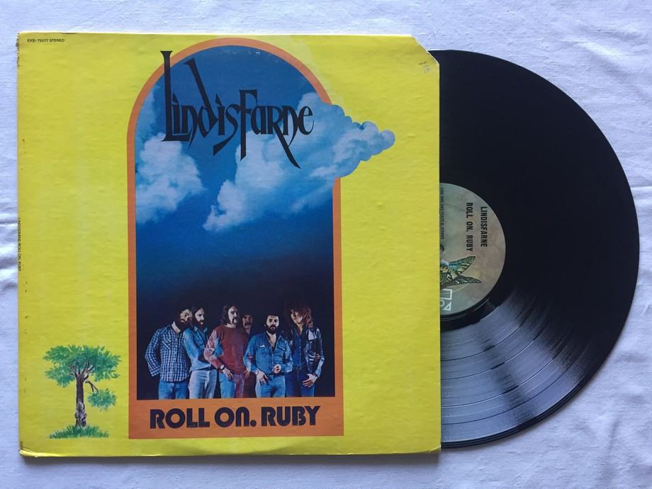 Lindisfarne ‎– Roll On, Ruby, gramofonska ploča, Elektra 1974., S.A.D.