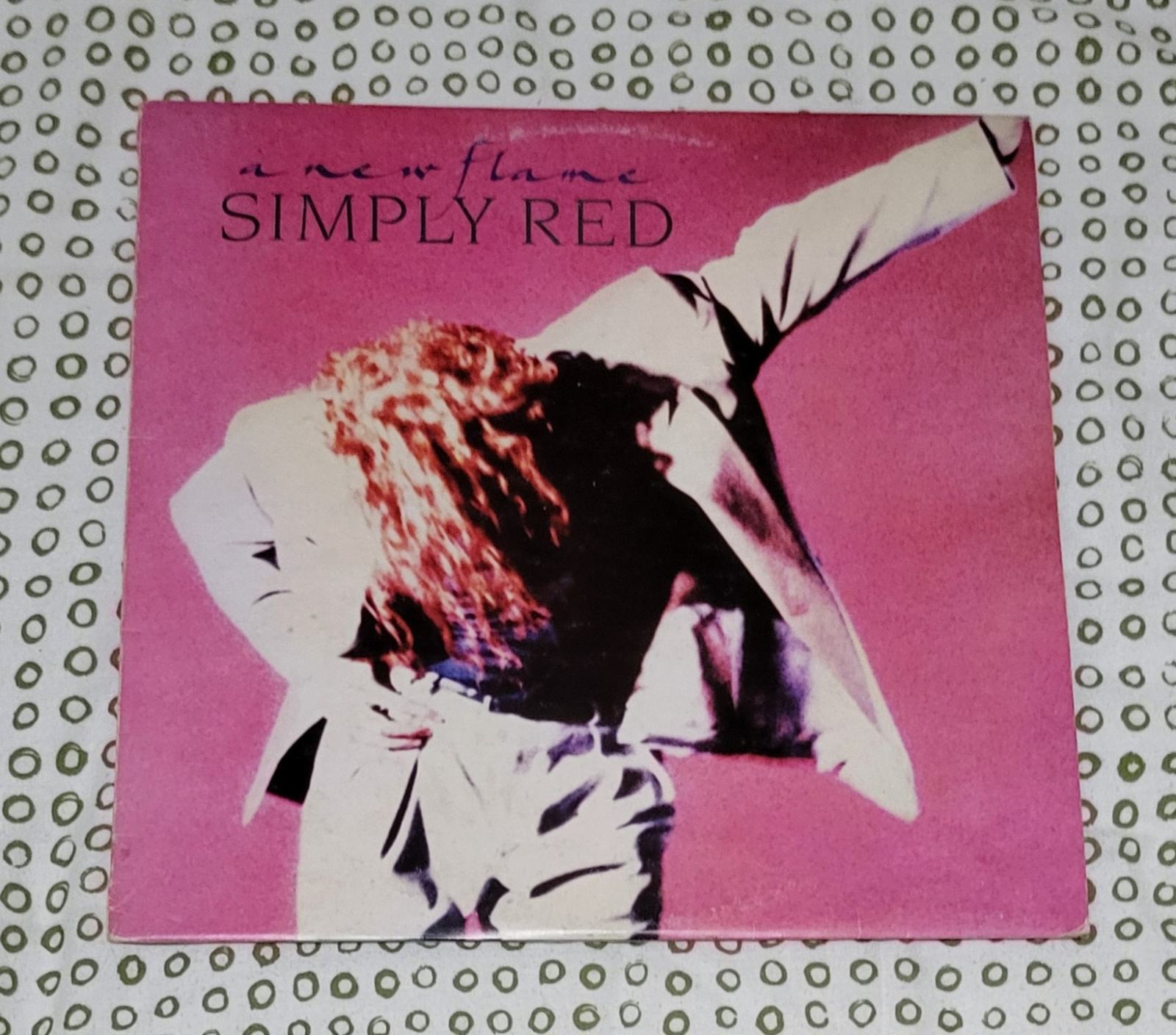 SIMPLY RED - A NEW FLAME - ( Its Only Love - If You Dont Know Me By