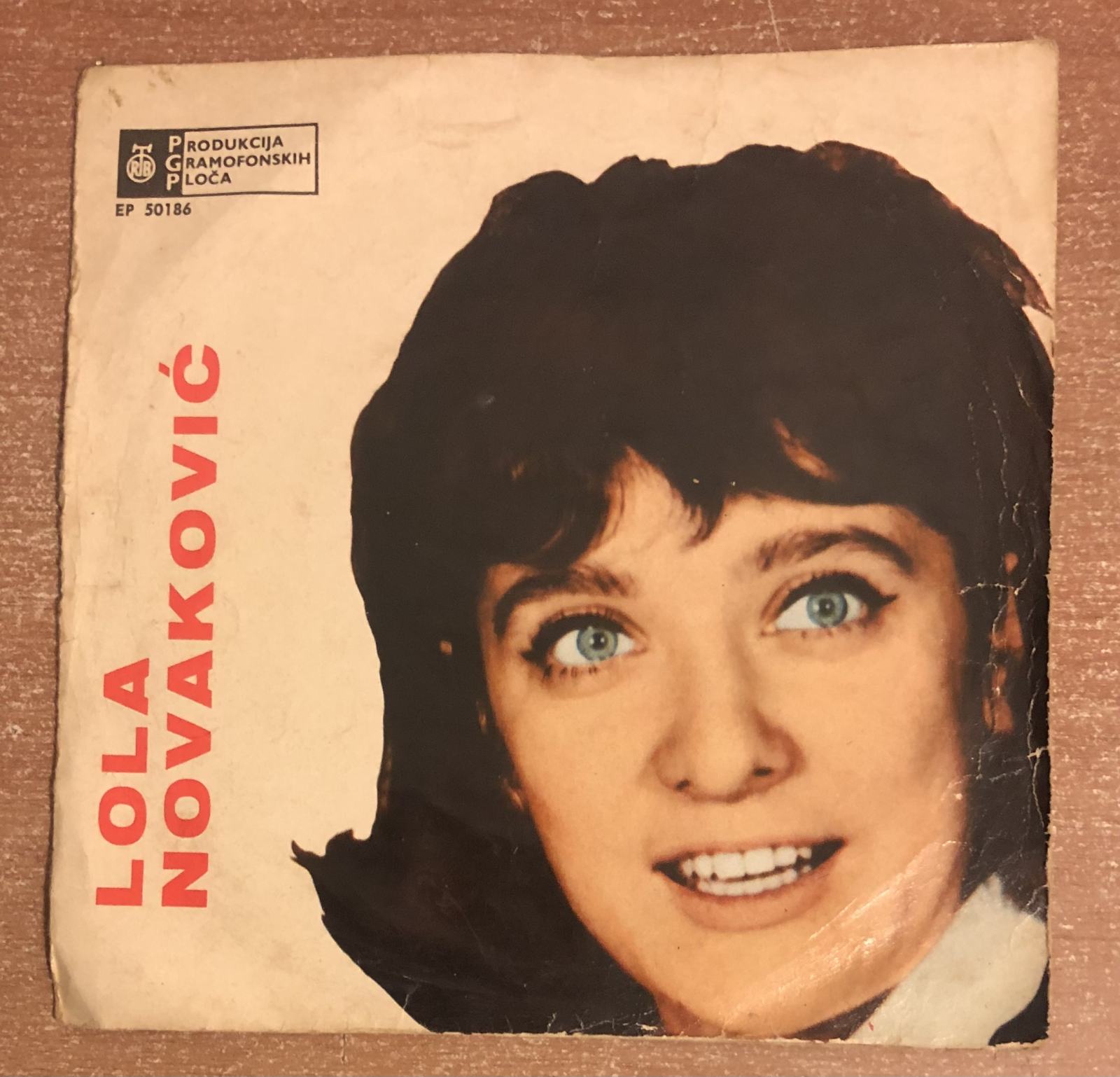 Singl PloČa Lola NovakoviĆ