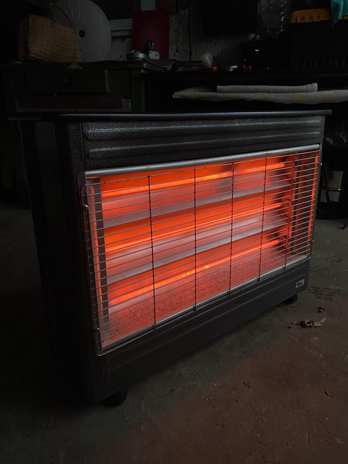 Elektricna infracrvena kvarcna grijalica 2400w