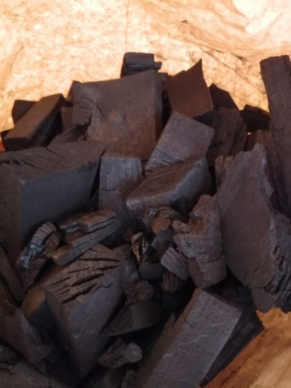 Drveni ugljen za roštilj
