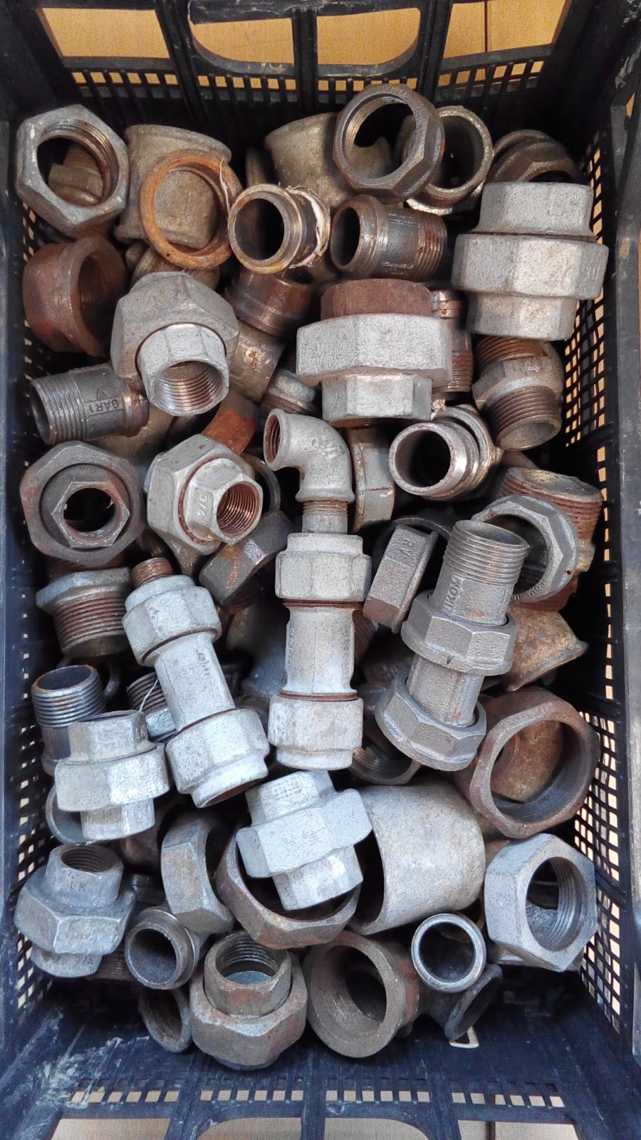 HOLENDERI ZA VODU I PLIN