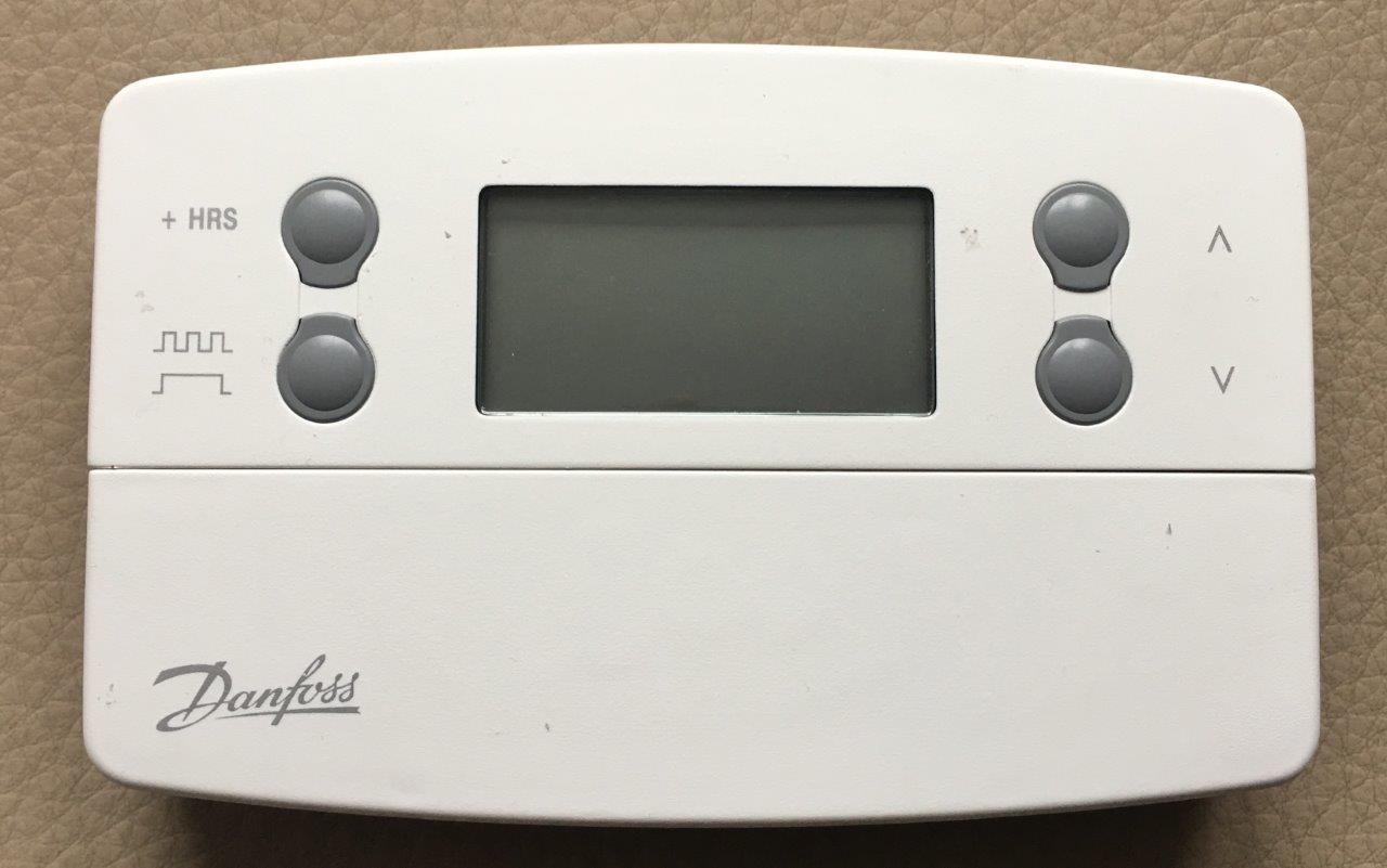 Programabilni sobni termostat Danfoss TP7000