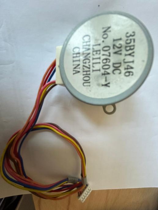 Step motor klapne klima uređaja