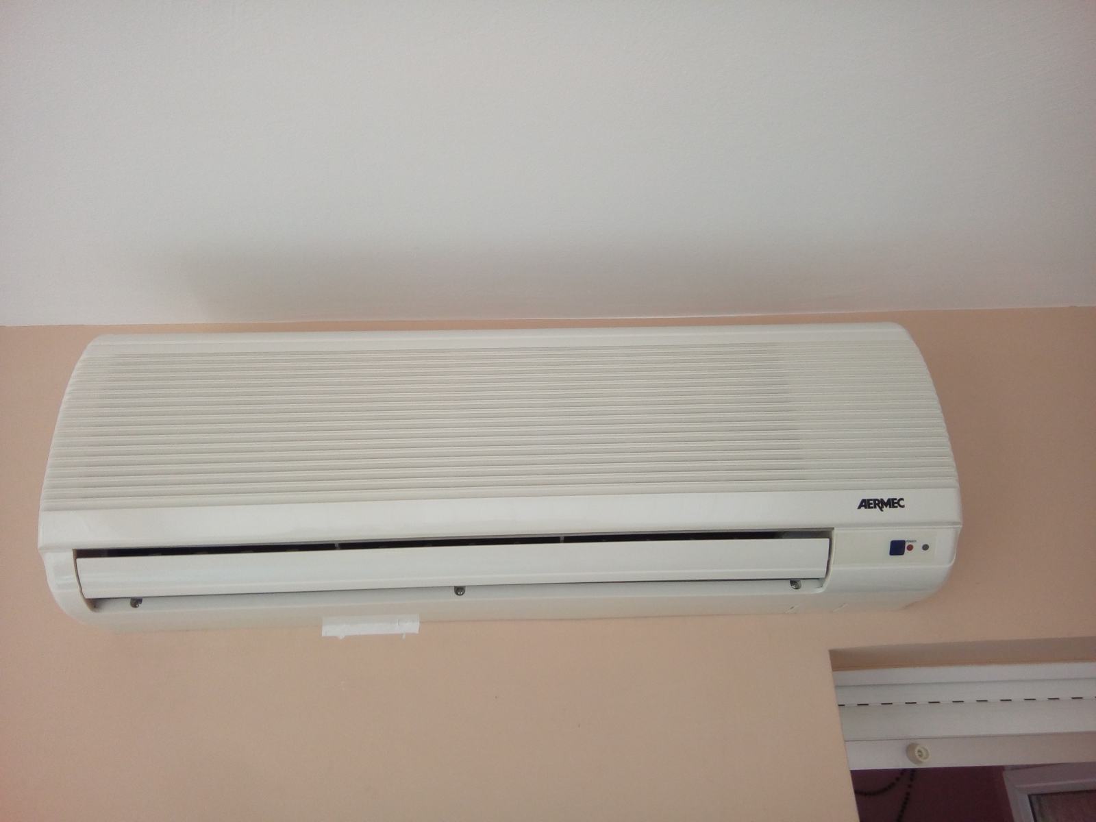 Ventilokonvektor AERMEC FCW 21VL