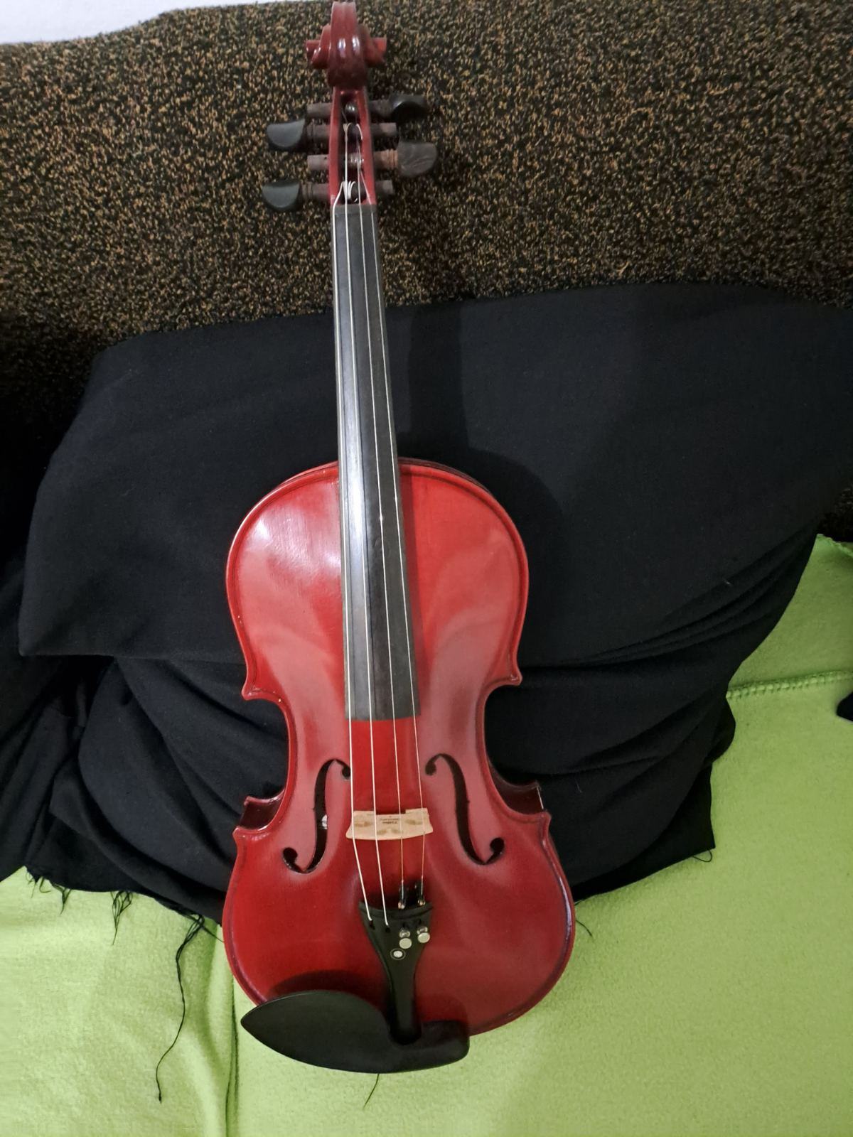 Nova violina, ručni rad