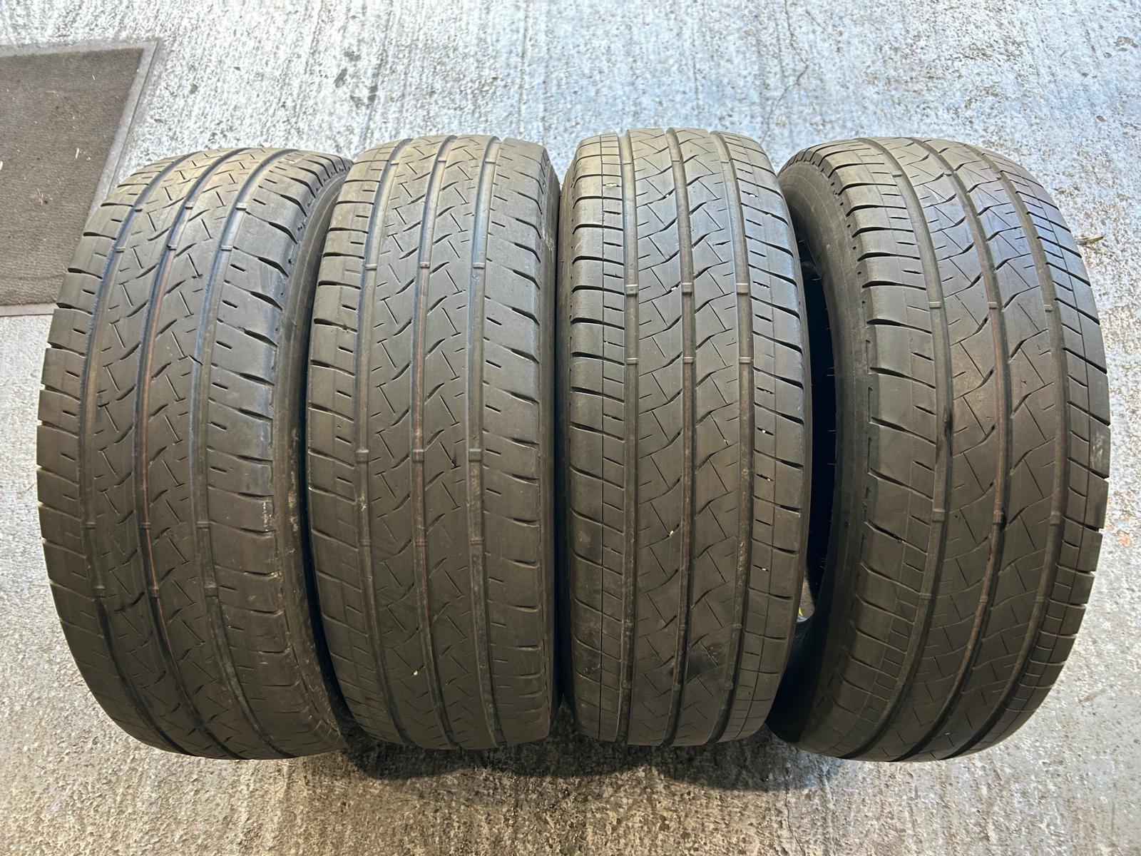 4 TERETNE gume 225 65 R16 C Bridgestone, dot 3522, sve 200eura