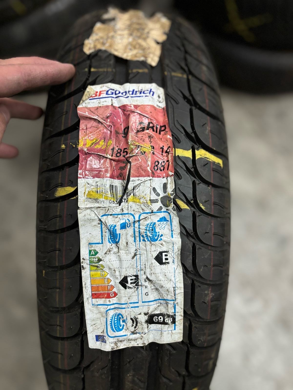 BF Goodrich g-Grip 185/70/14 88T 2019* - 1 KOM