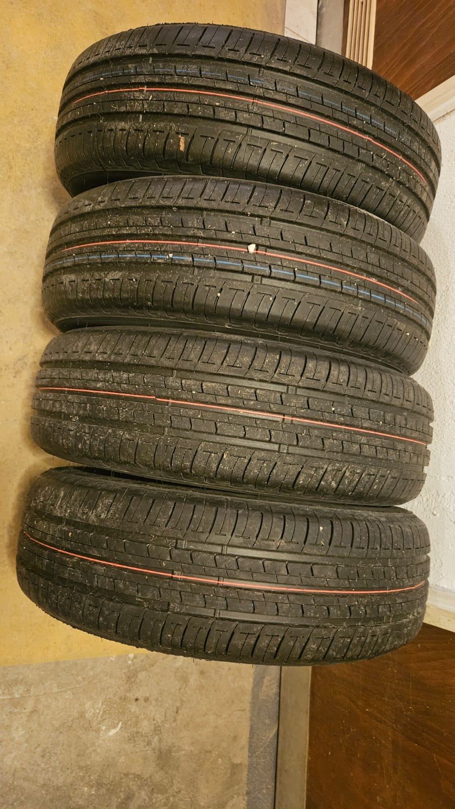 Gume ljetne Bridgestone 185/65/15 4 kom - novo